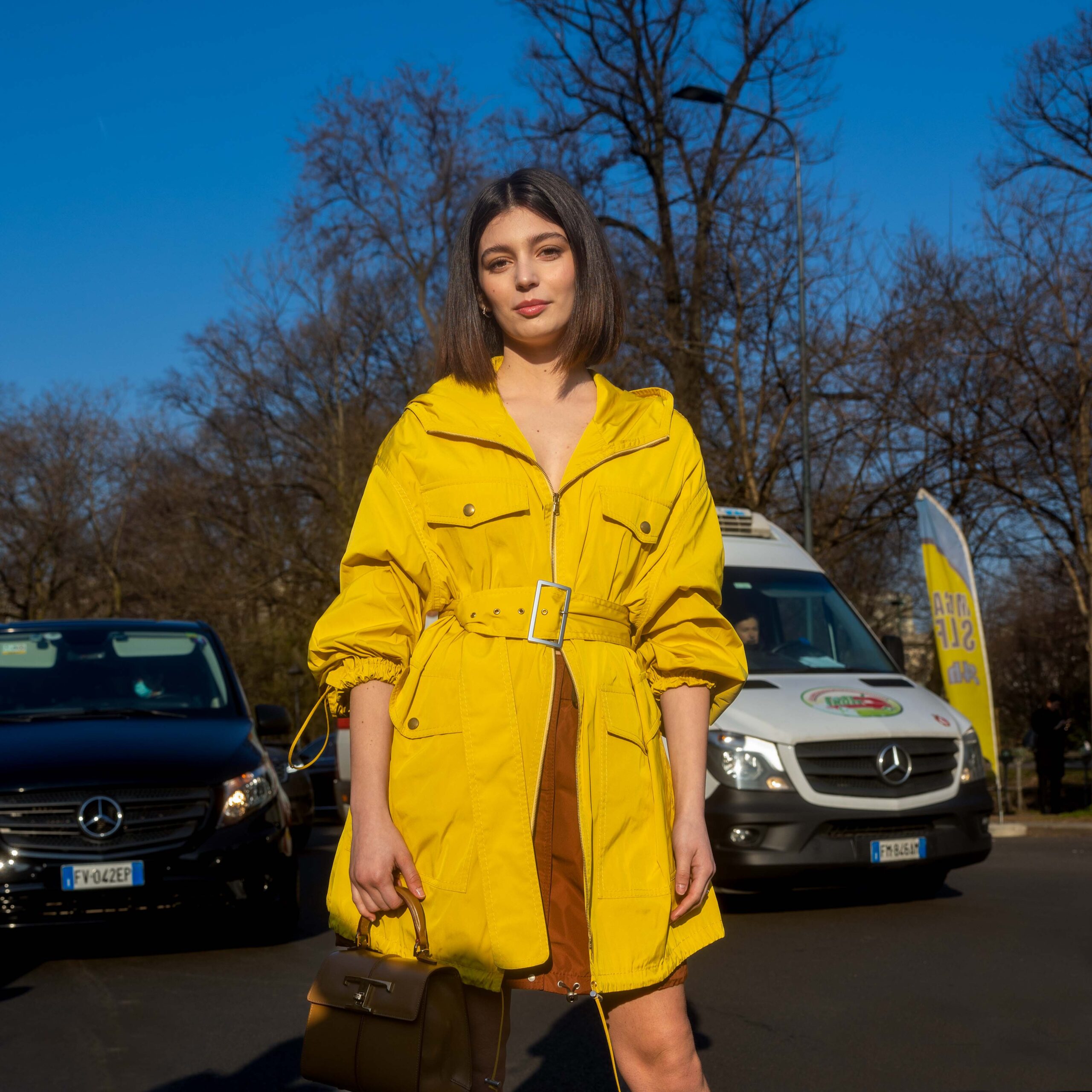 Gaia Girace Street Style Milan Fashion Week FW22 Tod's - London et Paris